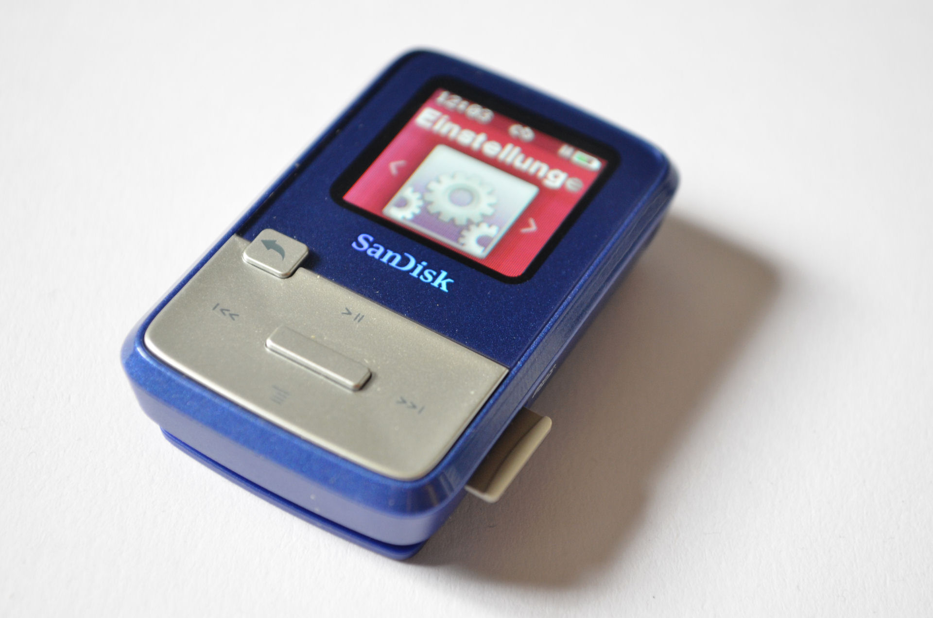 SanDisk Sansa Clip Zip - MP3-Player für Sportbegeisterte im Test ...